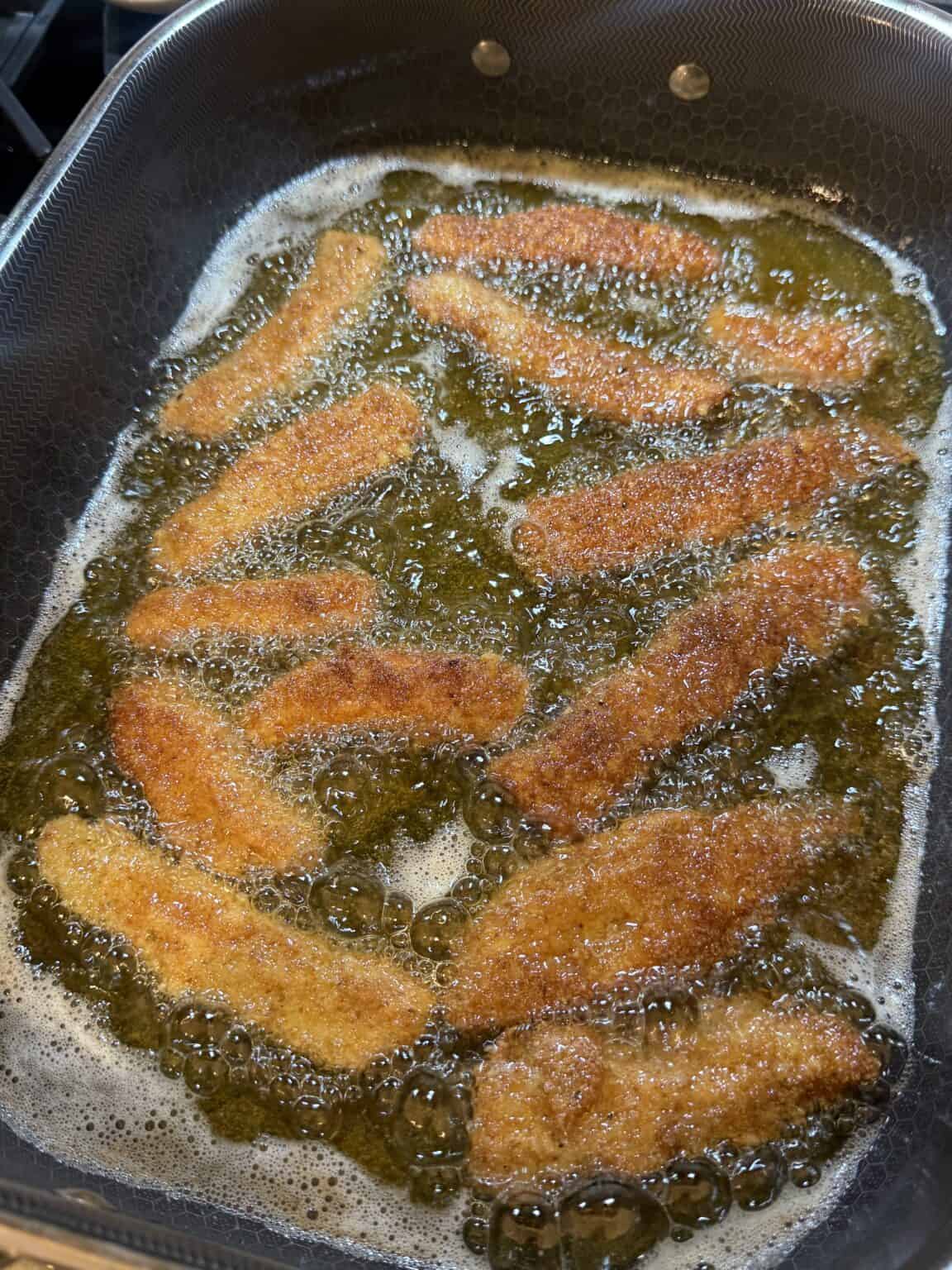 Honey Buffalo Chicken Cutlet Fries - Alessandra Ciuffo